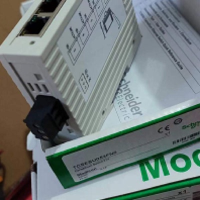 议价施耐德工业以太网交换机TCSESU053FNO原装正品