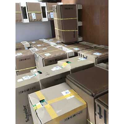 议价施耐德ATV340U40N4E 变频器 三相380-480V 50/60Hz 4kW