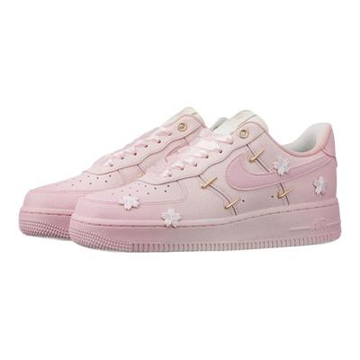 NikeAirForce1低帮女板鞋