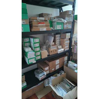 议价140DRC83000施耐德模块140NOP85000 140DRC83000全新原装