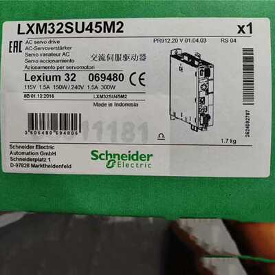议价全新施耐德LXM32SU45M2/LXM32AD72N4 伺服驱动器全新原装正品