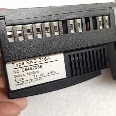 议价丹麦原装丹佛斯EKC316A控制器，型号084B7088，2维修