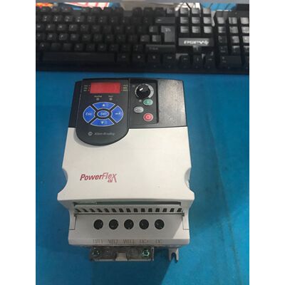 议价22F-D6P0N103 AB变频器2.2KW 原装拆机 功能完好 现货便宜甩