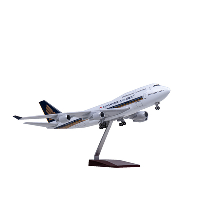 新加坡航空B7471150飞机模型