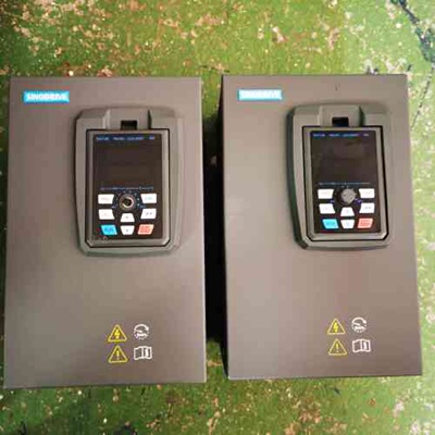 议价ZC10004T15G18.5PSINODRIVE变频器电机调速装置维修