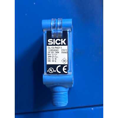 询价下单SICK西克GL10-P4211光电传感器，实物拍摄，原装拆
