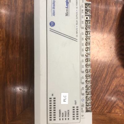 AB MicroLogix 1000 32点控制器 1761
