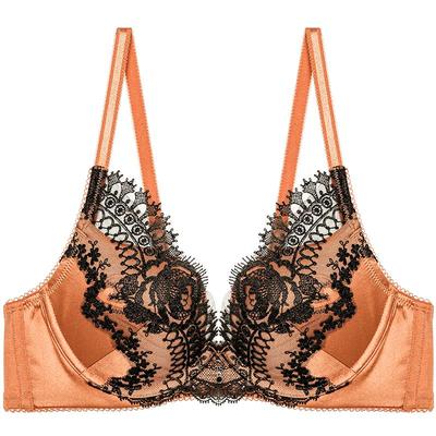 LACLOVER闪耀奥斯卡3/4超柔软模杯蕾丝内衣LC11UD1