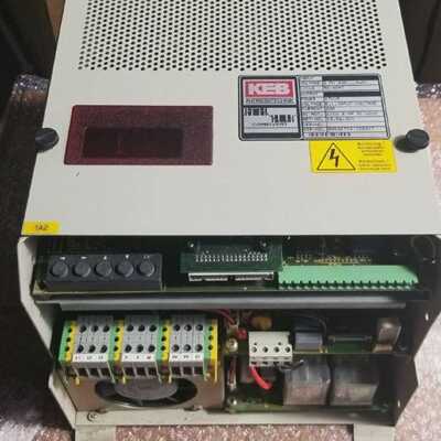 KEB COMBIVERT 15.56.201 变频器驱动保修!!!!