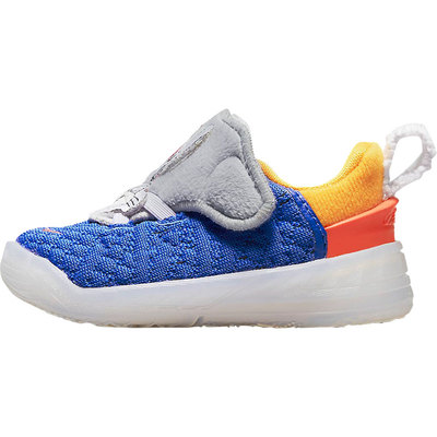 耐克小童运动低帮舒适休闲鞋