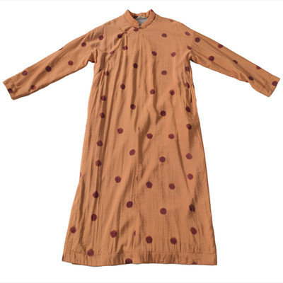 远家晕染波点加绒袍子