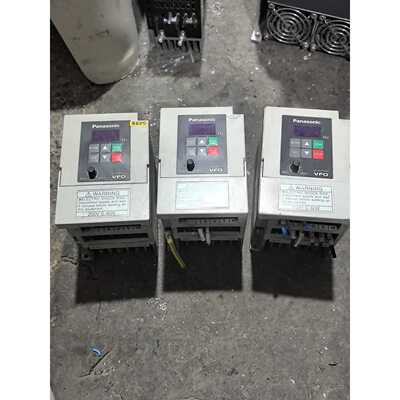 下单前咨询0.4KW变频器BFV0C0042GK，拆机共三台，实物