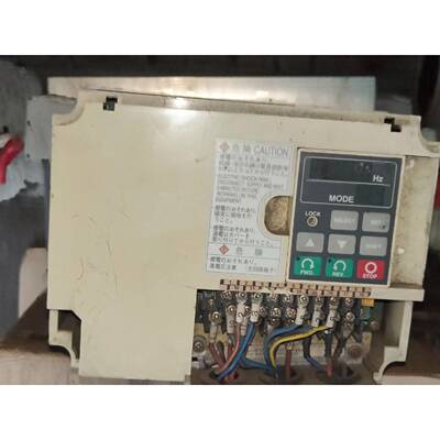 变频器VF8ZBFV80554Z5.5KW功率3