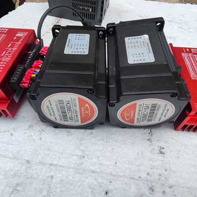 询研控YAKO闭环步进电机驱动器SSD2608H，配套电机YK