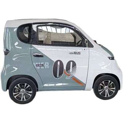 全封闭电动四轮车老年代步车