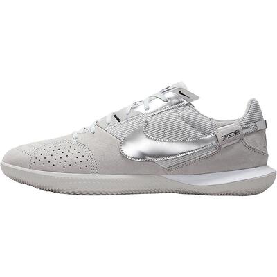 耐克男士低帮耐磨透气足球鞋