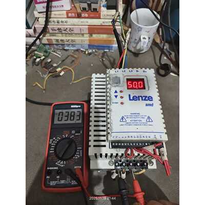 变频器三相380v4KW伦茨变频器ESMD402L
