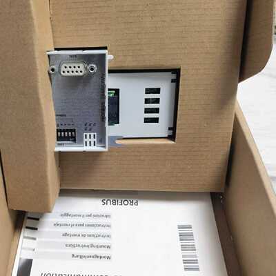 议价伦茨伺服控制器E84AYCPMV/S全新  型号请咨询