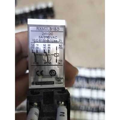 询价下单施耐德继电器 RXM2LB1BD