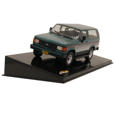 雪佛兰越野车模型玩具合金车模