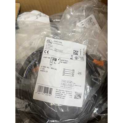 EVC154易福门传感器连接线5米M84芯弯头