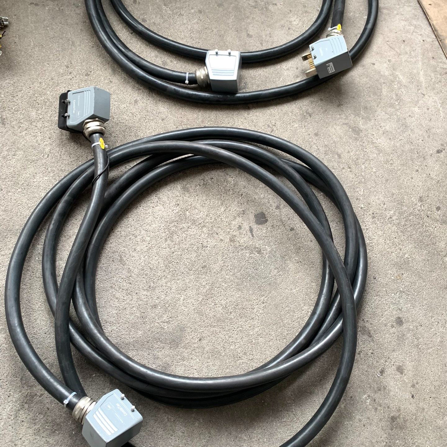 询价-史陶比尔TX90L机器人动力线缆，成色很新
