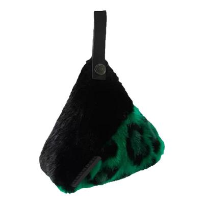 仿皮草手拎三角包HEURUEH