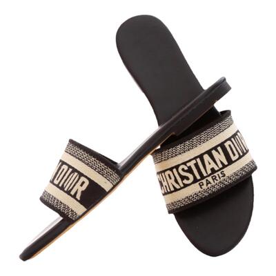 刺绣外穿平底真皮凉拖鞋