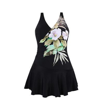 凯迪龙泡温泉度假游女胖mm胸泳衣