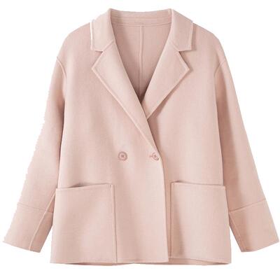 布景简约中长款毛呢外套