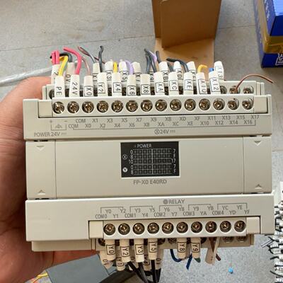 松下PLC扩展模块FP-X0 E40RD，型号AFPX0E4议价