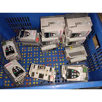 在线议价东芝变频器0.75kw 0.4kw 0.2kw Vfnc1-