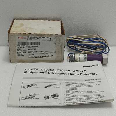 Honeywell C7027A1031 Rev E Rivelatore Fiamma UV  Nuovo Surpl