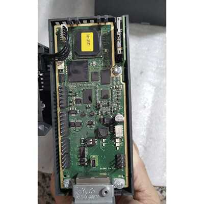 几乎全新西门子SINAMICSG120C变频器无面板，议价商品