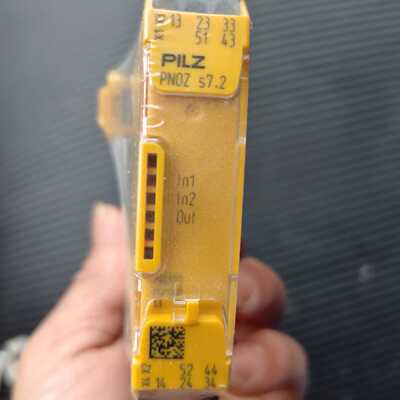 议价原装皮尔兹型号PNOZ  S7.2货号750177德国安全继电器正品PILZ