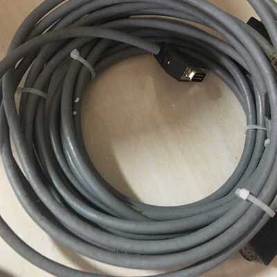 议价施耐德连接线系列TSXCDP102 TSXCDP103现货电缆