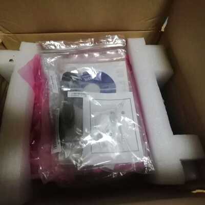 议价全新ELO电阻触摸显示器ET1537L-7CWA-1-NPB-G E701210 ELO触
