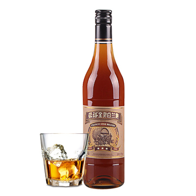 张裕白兰地三星金奖700ml调酒