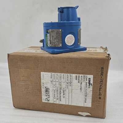 MEDC SM87PBLAUL3R3LONNB EXPLOSION?PROOF PUSHBUTTON STATION [