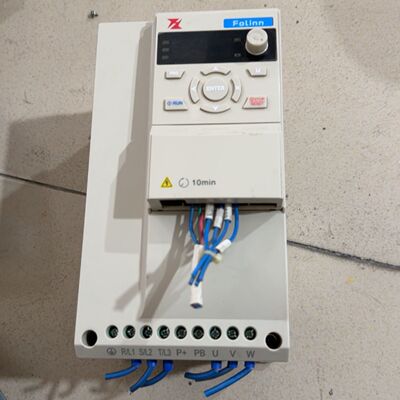 议价富凌5.5kw变频器H100T40055BX0原装拆机成维修