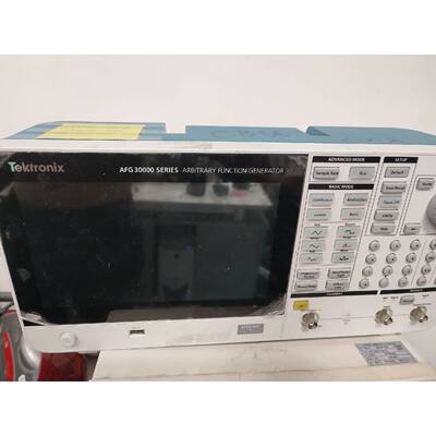 议价tektronix泰克AFG3011C函数信号发生器维修