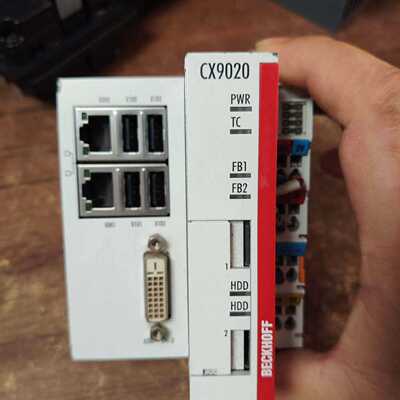 溢价-倍福主机型号CX9020-0111一台成色如图