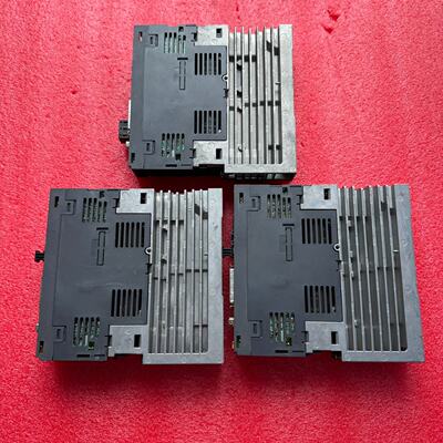 议价Mitsubishi Servo Drive Mr-J4-40A Disassembled Parts Cond