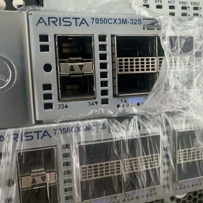 溢价-Arista 7050CX3M-32S，32端口100GbE
