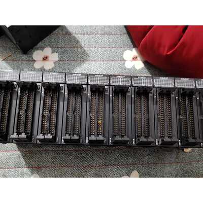 下单前咨询FP7 I/O模块，型号AFP7XY64D2T，实物拍摄