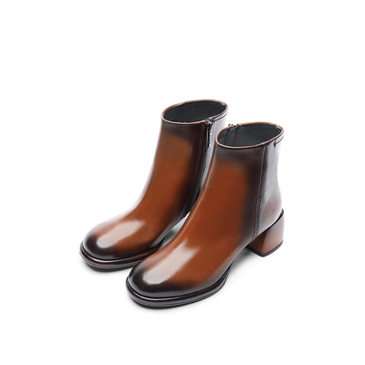 帕翠亚复古风中跟手工擦色女靴