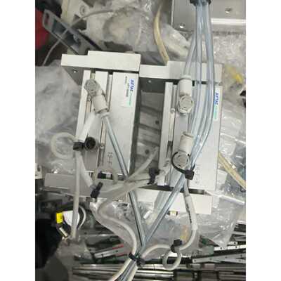 设备平行气缸 HFT16X40S 三个 成色充