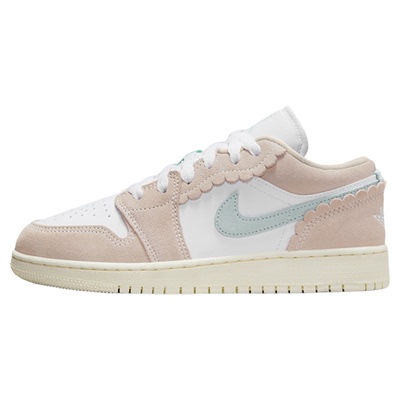 AirJordan1粉白低帮复古篮球鞋
