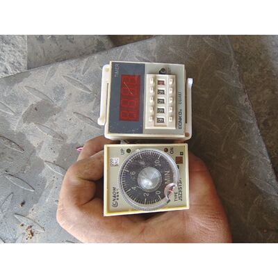 〔议价-可维修〕ECNKO DH48J数显时间继电器 特价 】 工控自动化