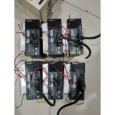 询伊莱斯伺服驱动器拆机6台ESDB015AE成色如图拆